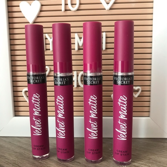 Victoria's Secret | Makeup | Victoria Secret Velvet Matte | Poshmark